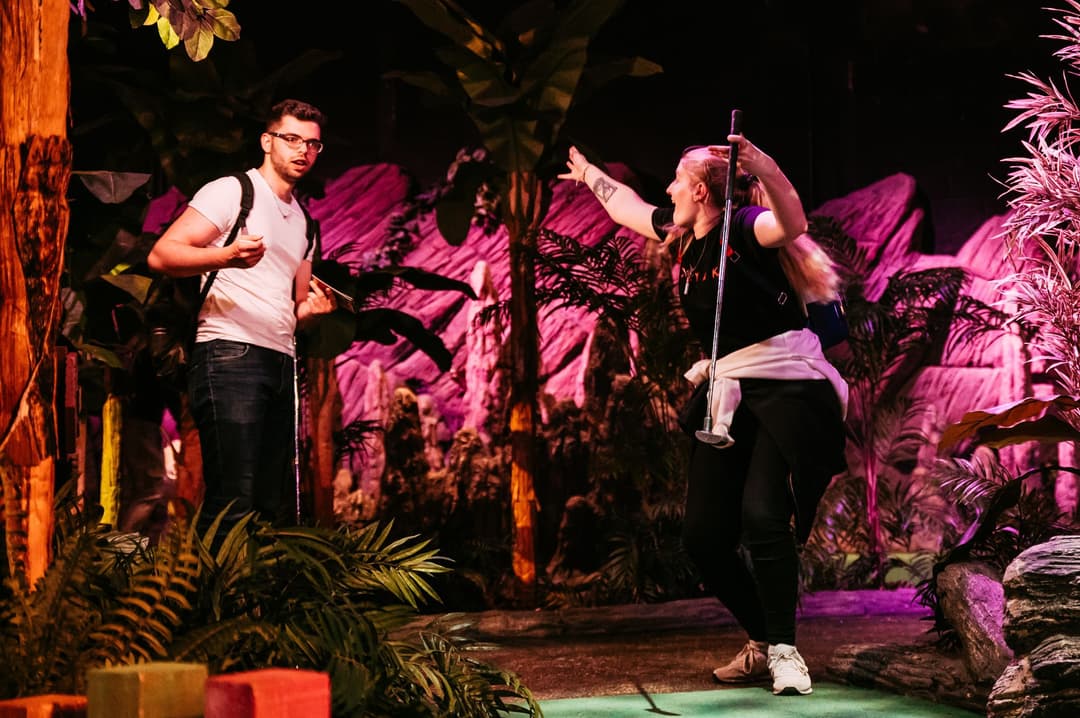 Looking for Cool First Date Ideas? Mini Golf is the Answer | Treetop Golf