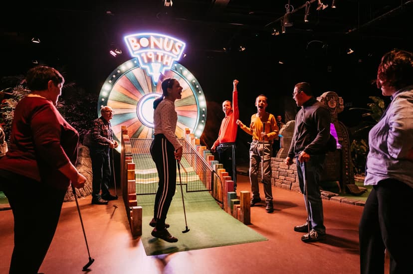 Plan Your Trip: Mini Golf Cardiff | Treetop Golf