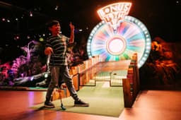 Mini Golf Cardiff: Welcome to Extraordinary | Treetop Golf