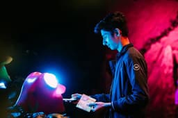 Plan Your Trip: Mini Golf Cardiff | Treetop Golf